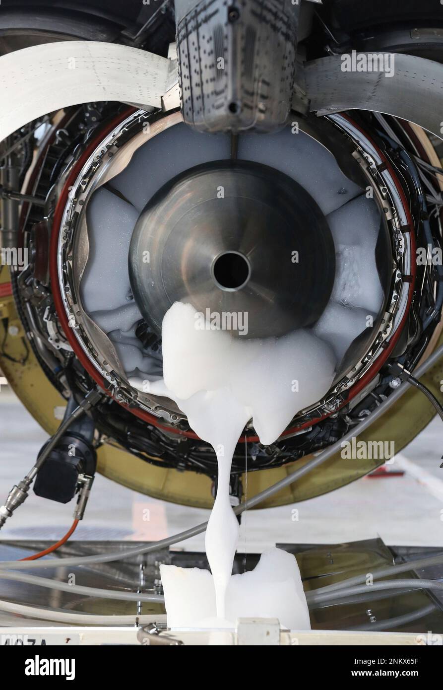 Japan Airlines Co. unveiles its new method of engine form wash for ...