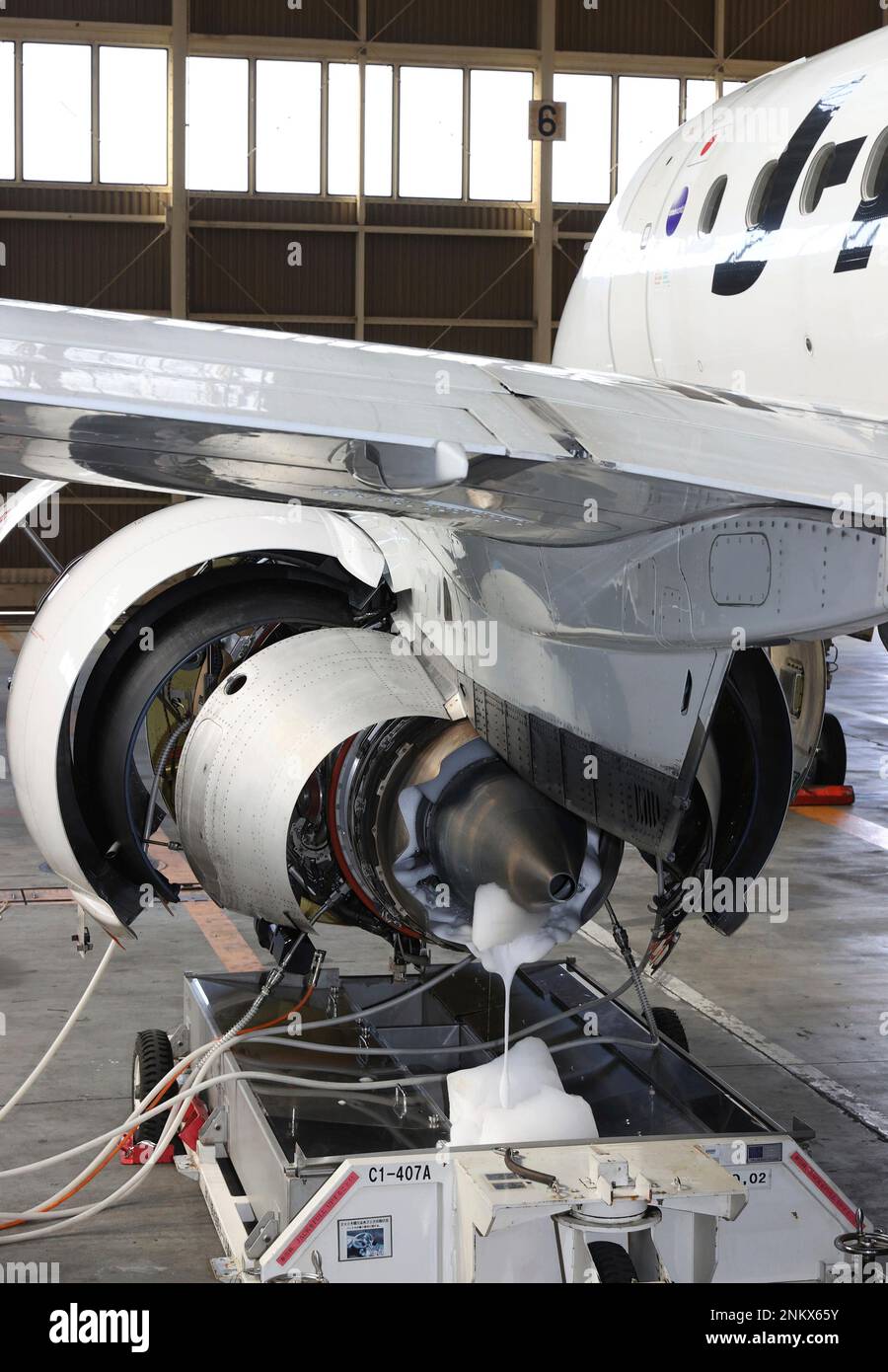 Japan Airlines Co. unveiles its new method of engine form wash for ...