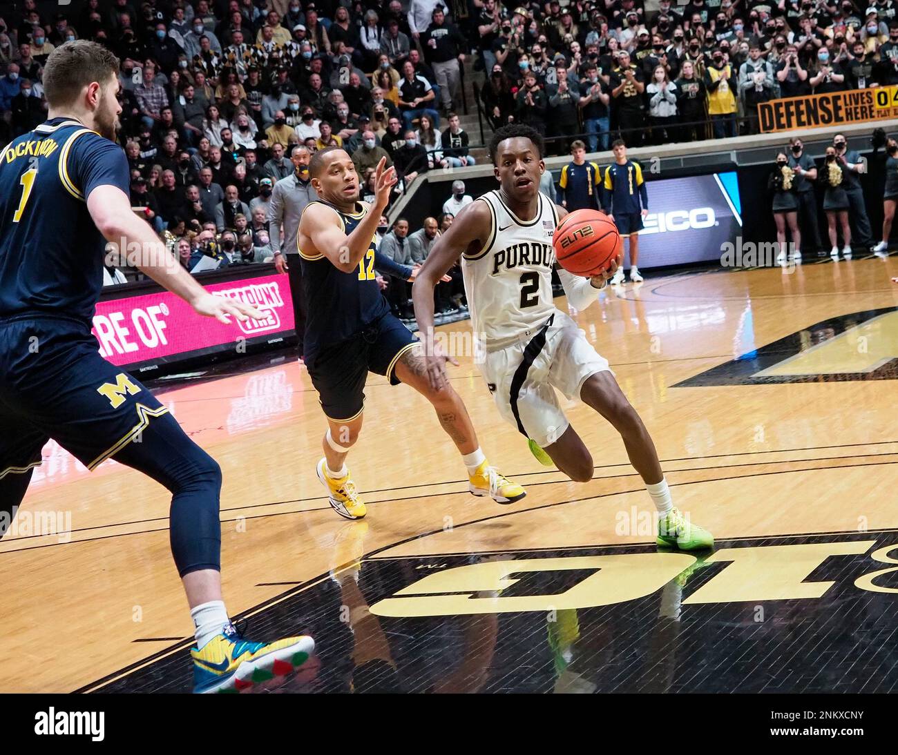 February 5, 2022: Purdue Boilermakers guard Eric Hunter Jr. (2) drives ...