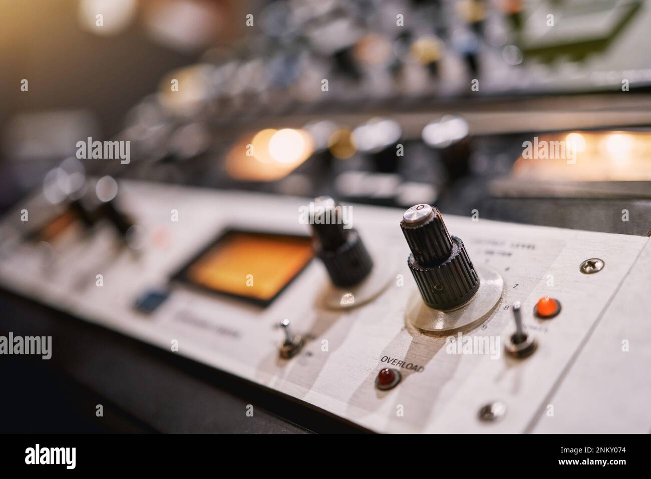 Recording booth empty hi-res stock photography and images - Alamy