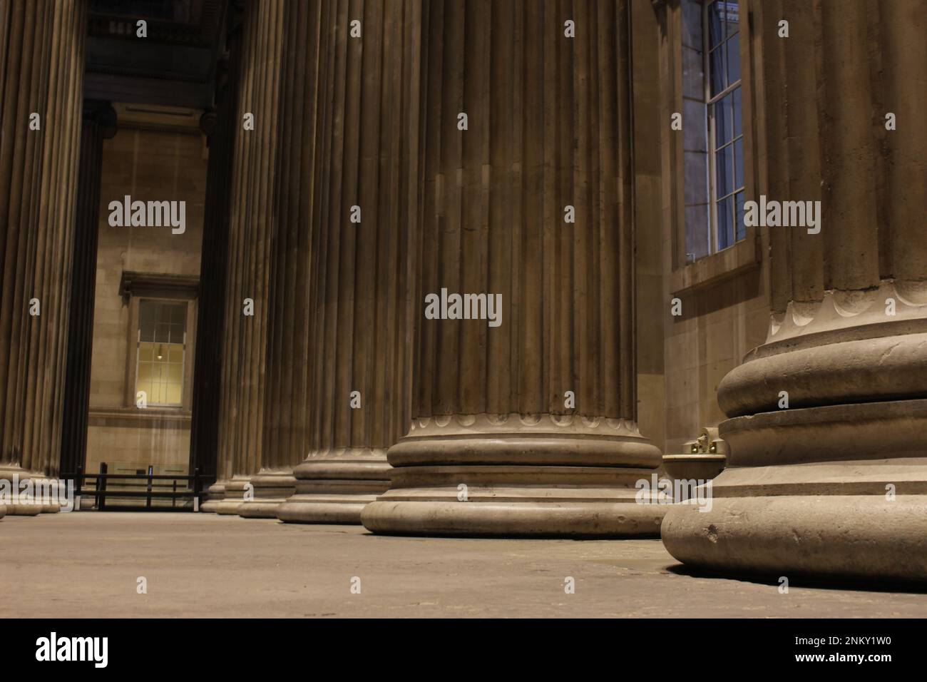 Greek temple inspired columns hi-res stock photography and images - Alamy