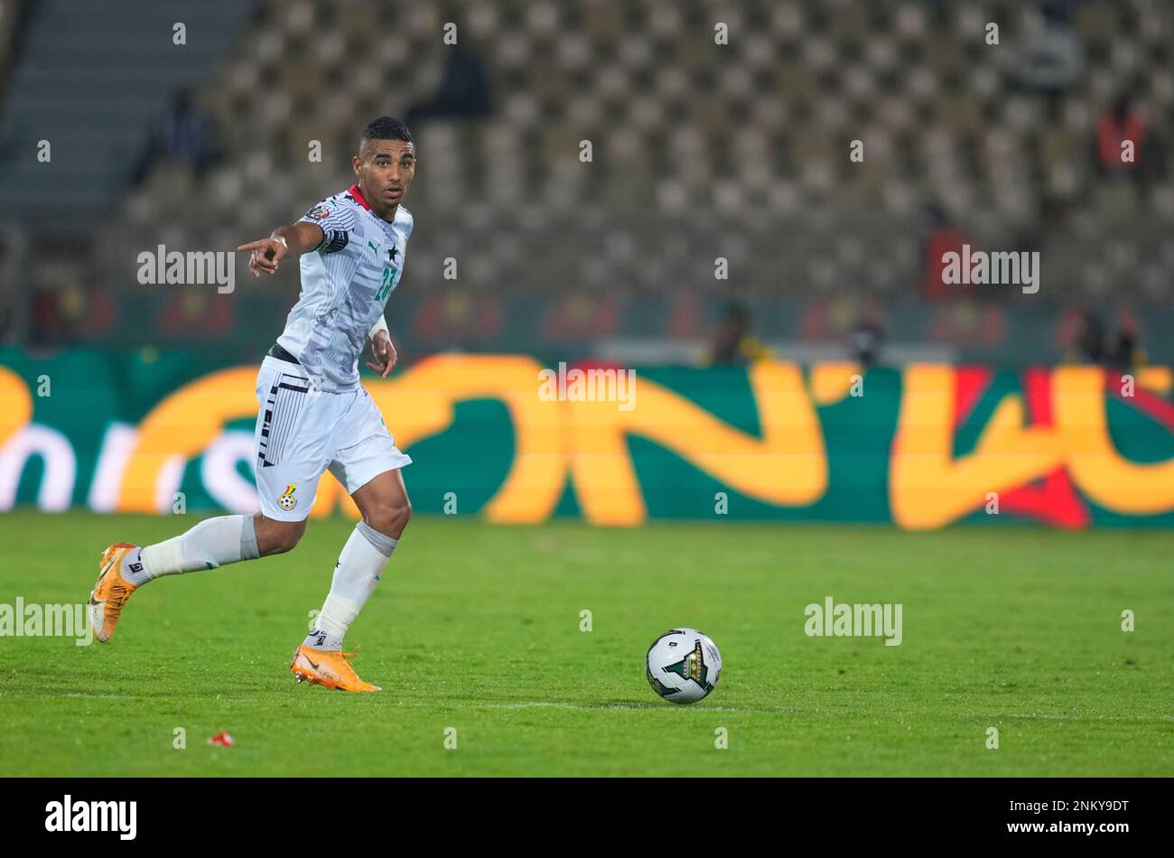 Yaound©, Cameroon, January, 14, 2022: Alexander Djiku of Ghana during ... Yaound©, Cameroon, January, 14, 2022: Alexander Djiku of Ghana during ...