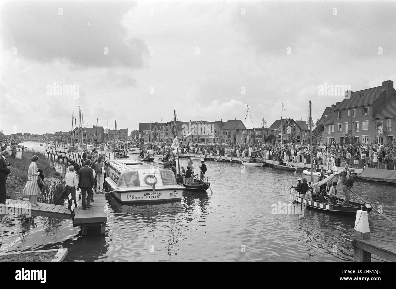 Dutch harbor Black and White Stock Photos & Images - Alamy