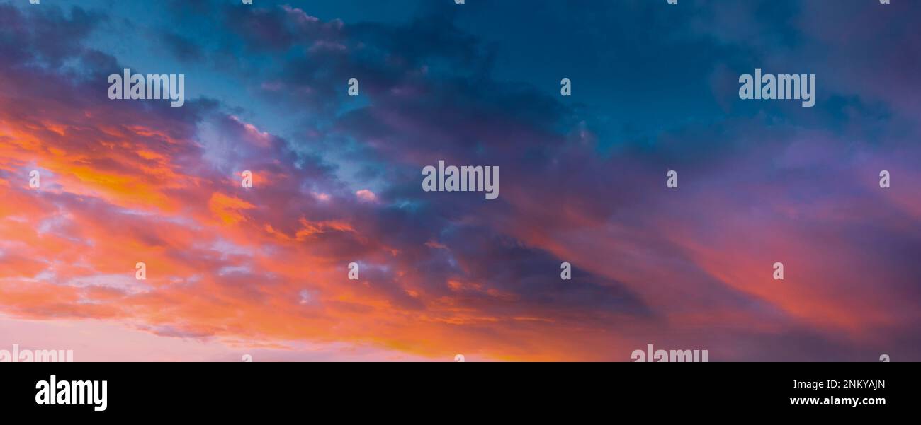 Amazing Sunset Sky With Saturated Colorful Clouds. Scenic View Dramatic ...