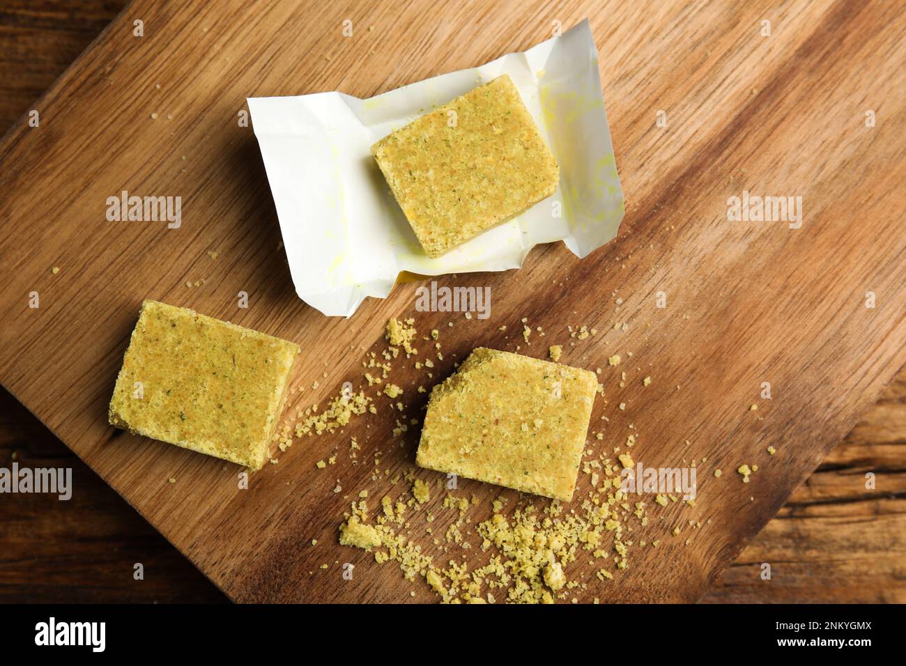 Chicken flavor instant bouillon hi-res stock photography and images - Alamy