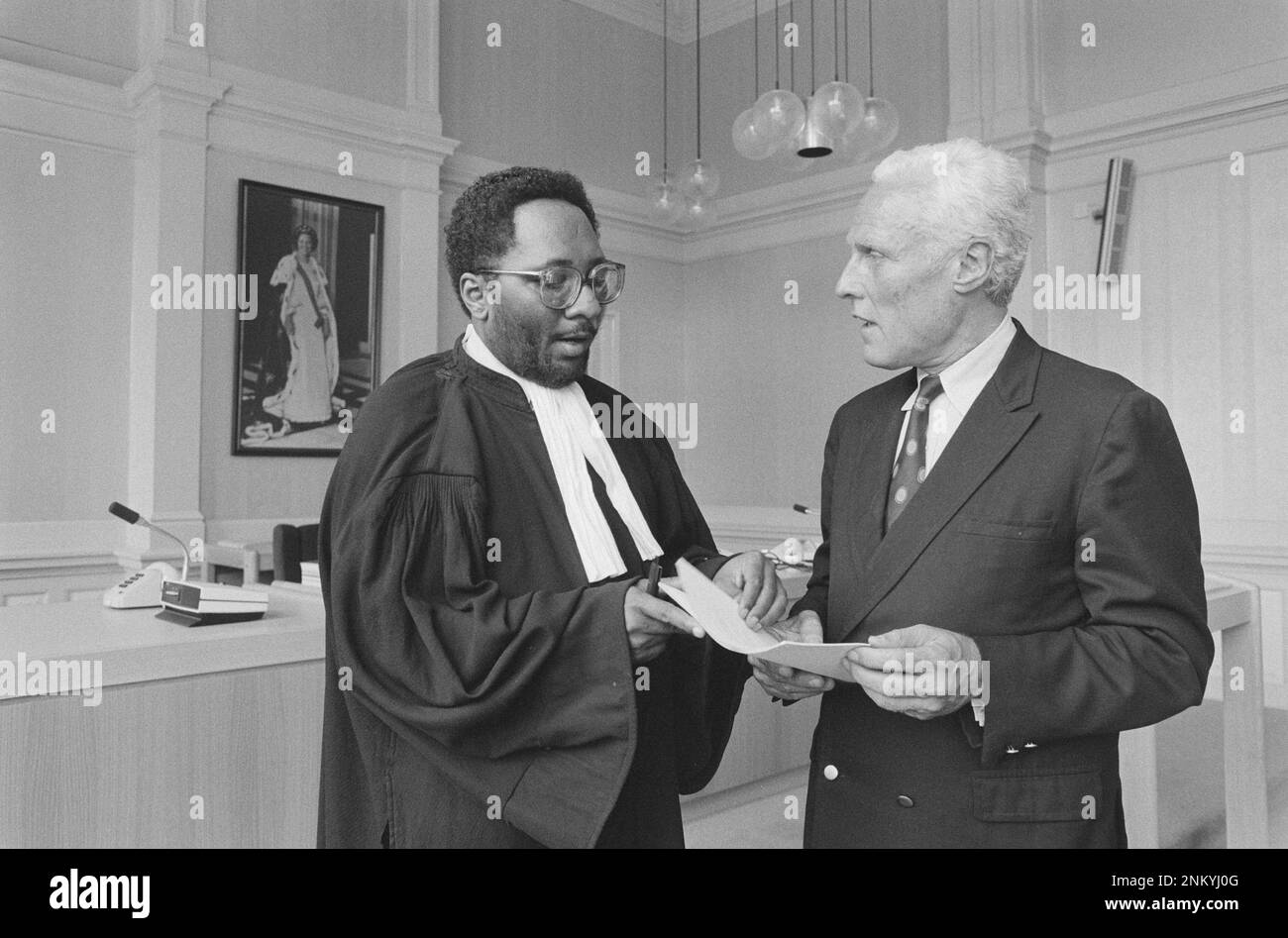 Summary proceedings journalist Willem Oltmans against NRC/Handelsblad ...