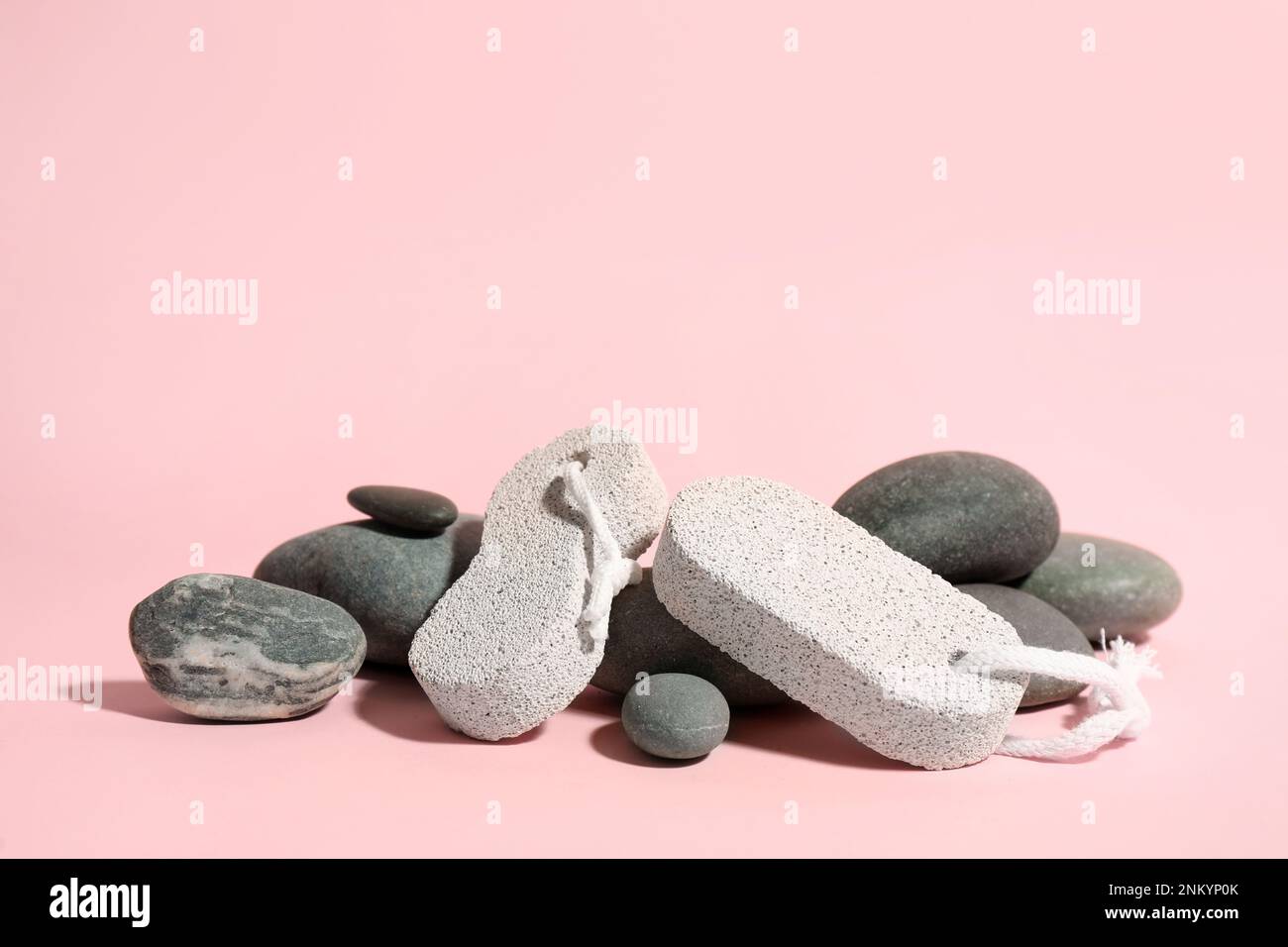 Pore space hi-res stock photography and images - Alamy