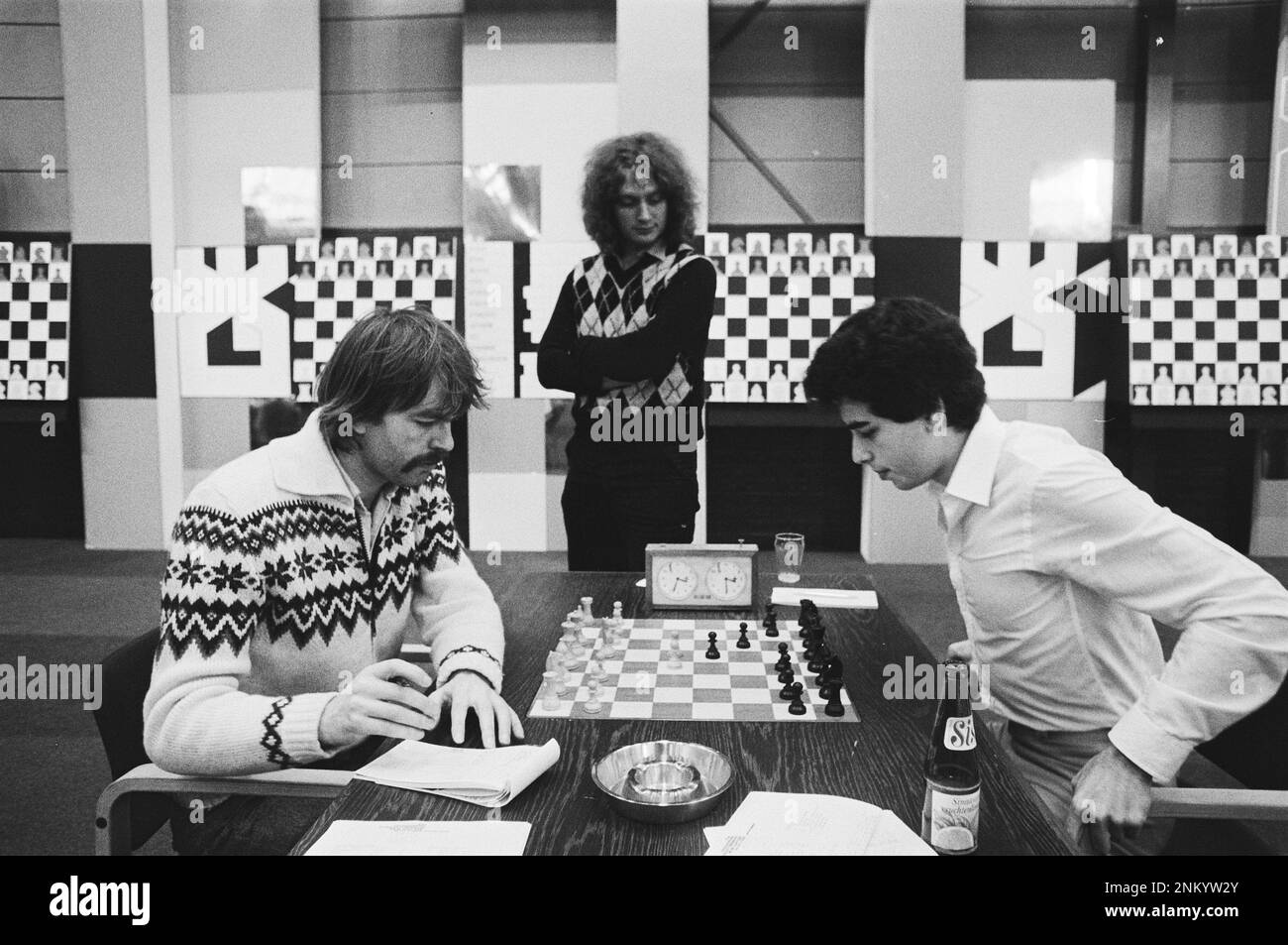 Yasser seirawan hi-res stock photography and images - Alamy