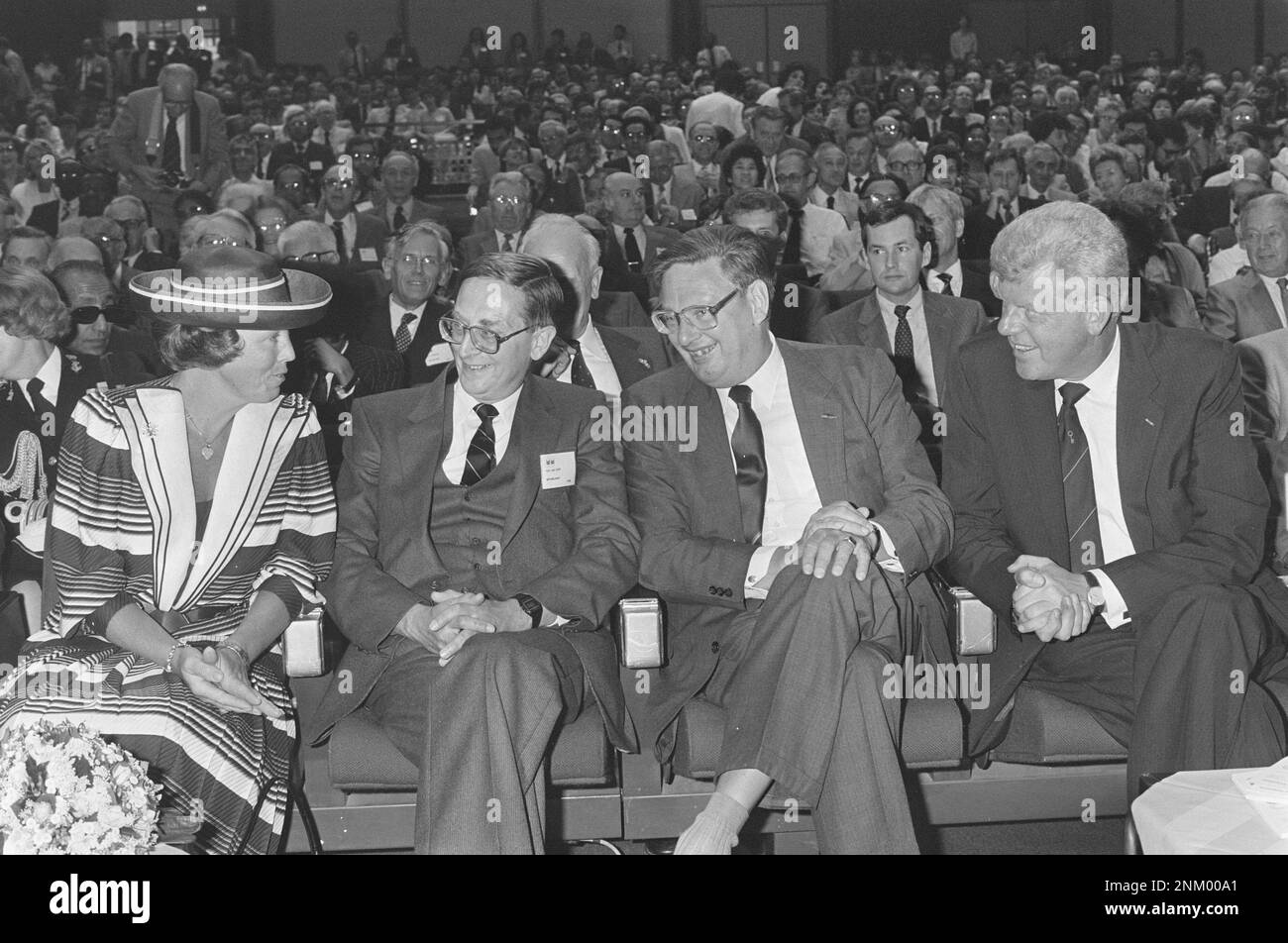 Duisenberg Black and White Stock Photos & Images - Alamy