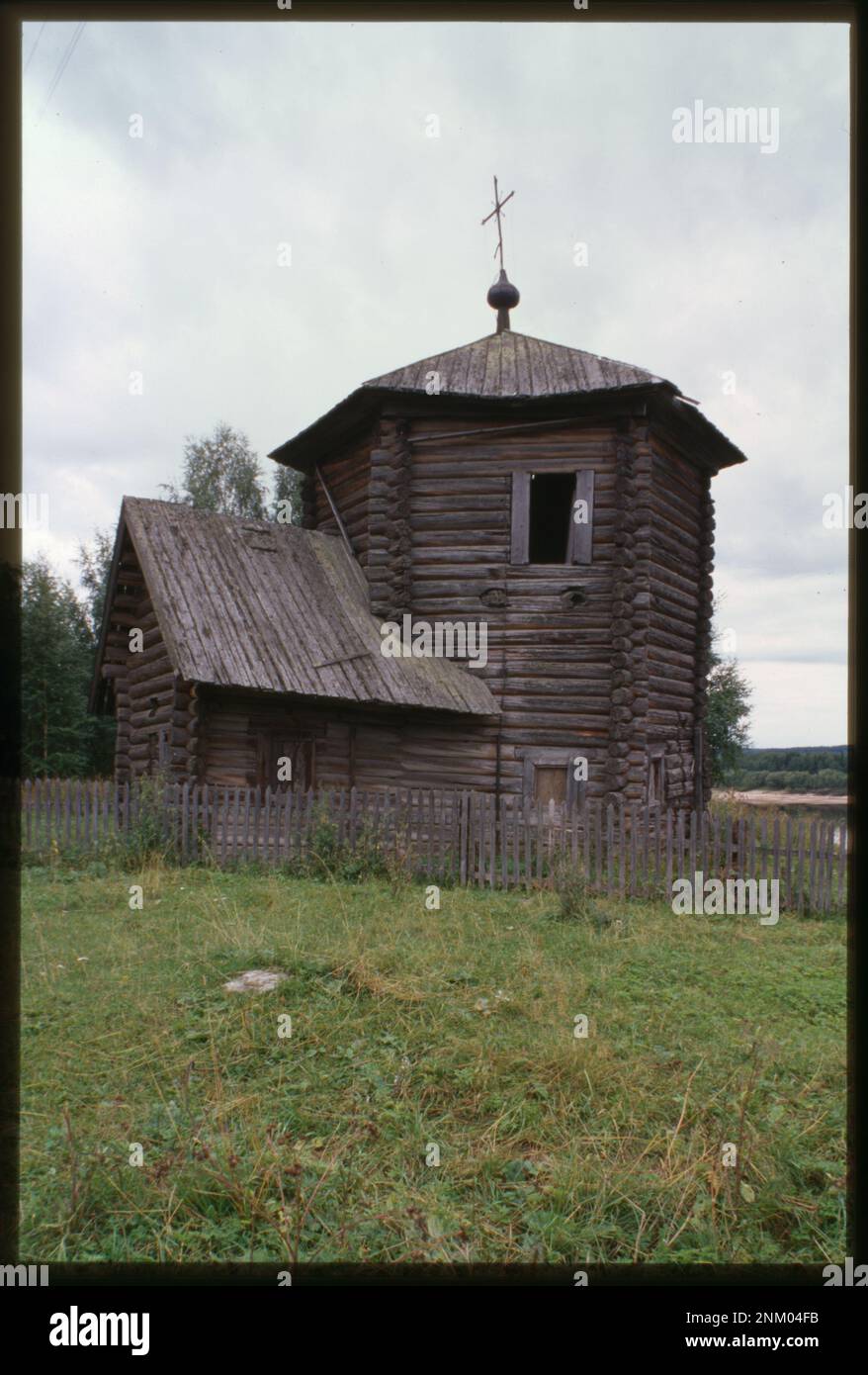 Log Church of the Epiphany (also known as Nativity of the Virgin ...