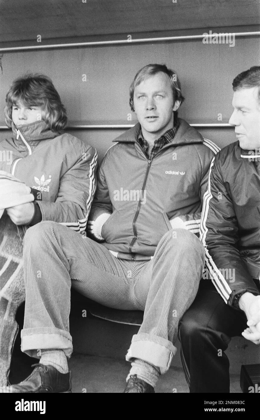 Trainer reker hi-res stock photography and images - Alamy