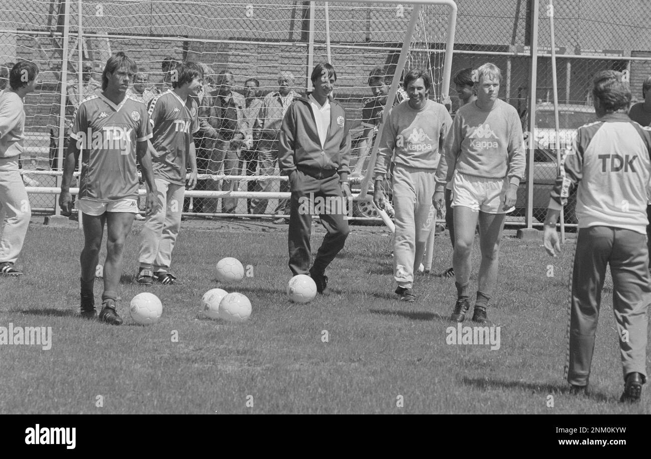 First Ajax training new season; Rob de Wit Peter Boeve, Ajax manager ...