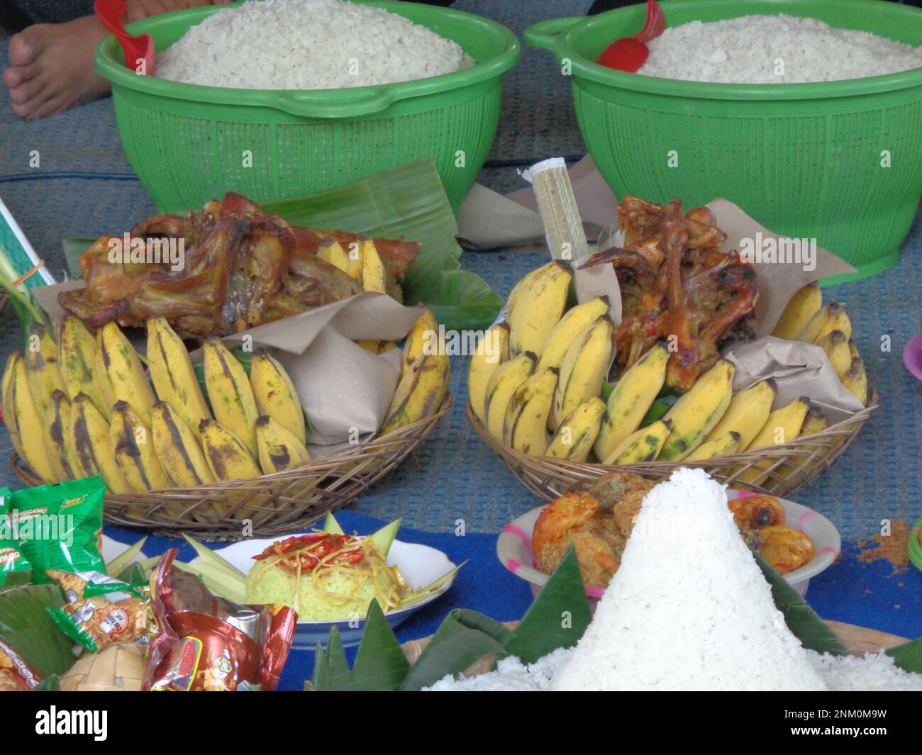 Selamatan hi-res stock photography and images - Alamy