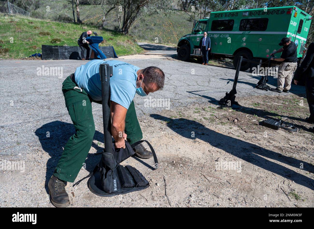Forest Service Del Rosa hotshot David Borero helps set up for Vice ...