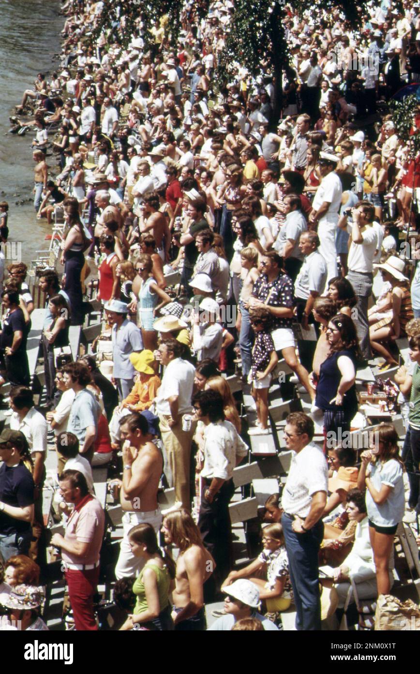 1970s america crowd on hi-res stock photography and images - Alamy