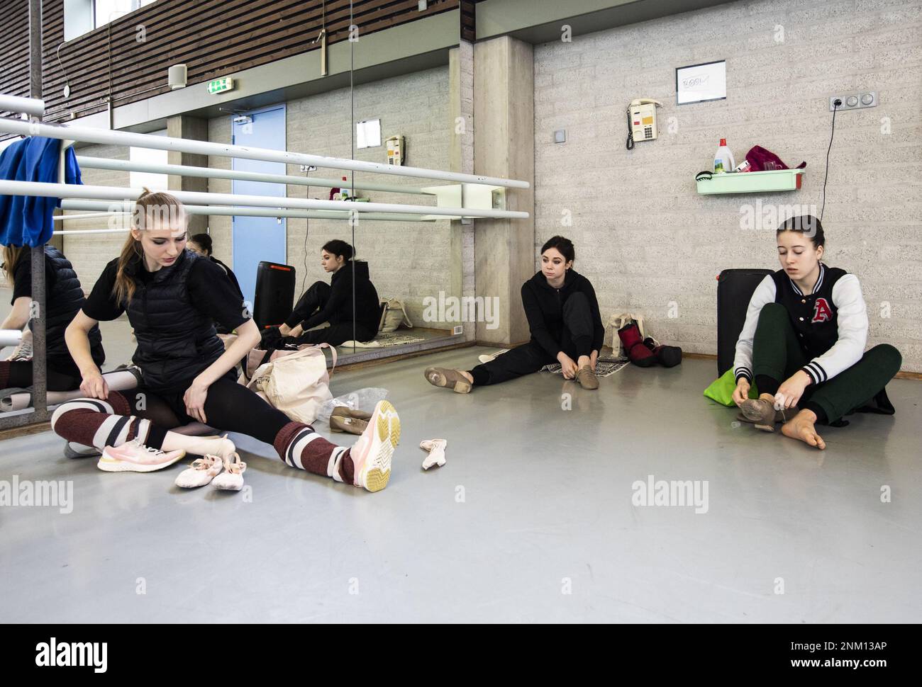 THE HAGUE - The United Ukrainian Ballet, which reflects on the Russian ...