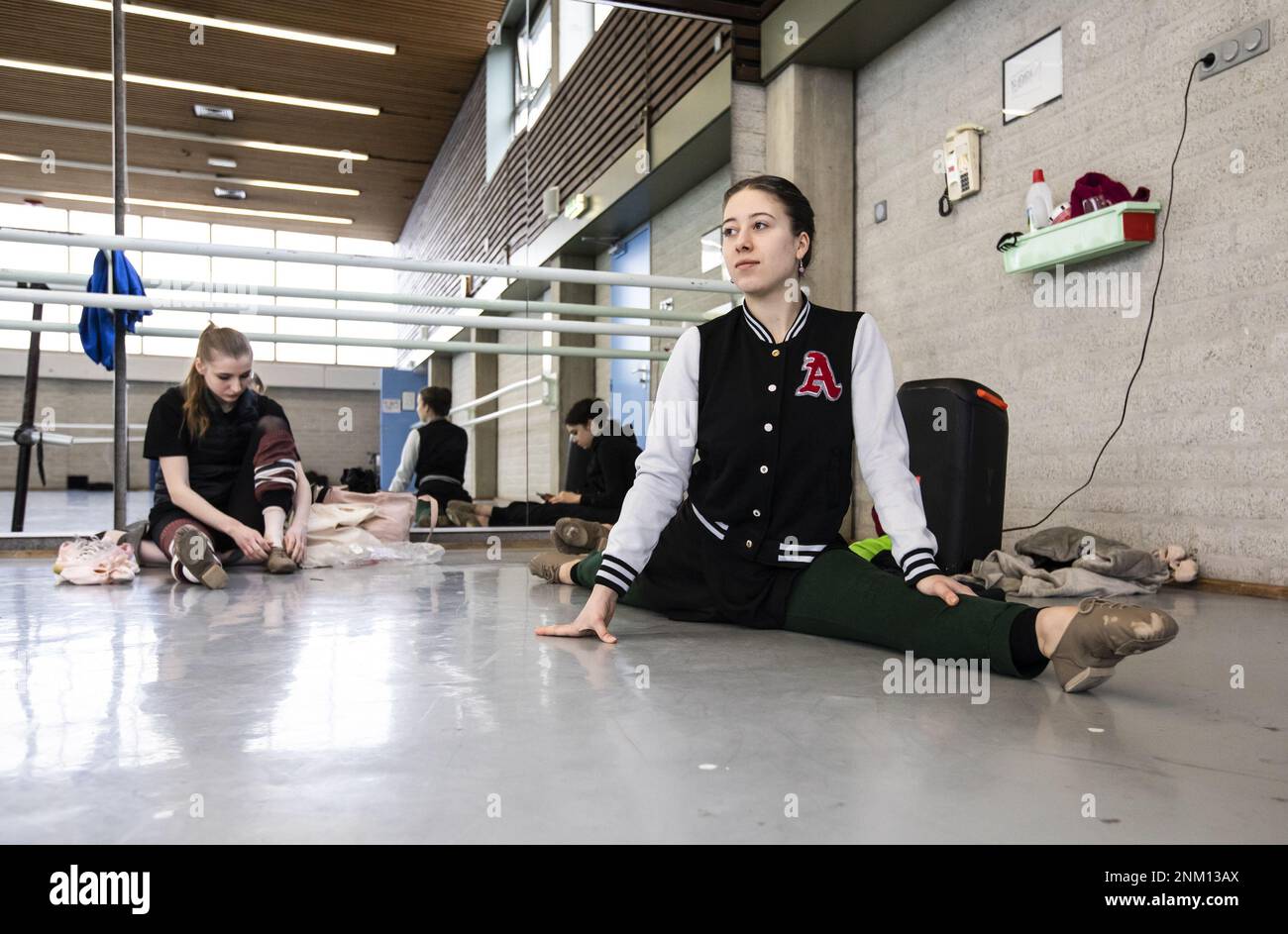 THE HAGUE - The United Ukrainian Ballet, which reflects on the Russian ...