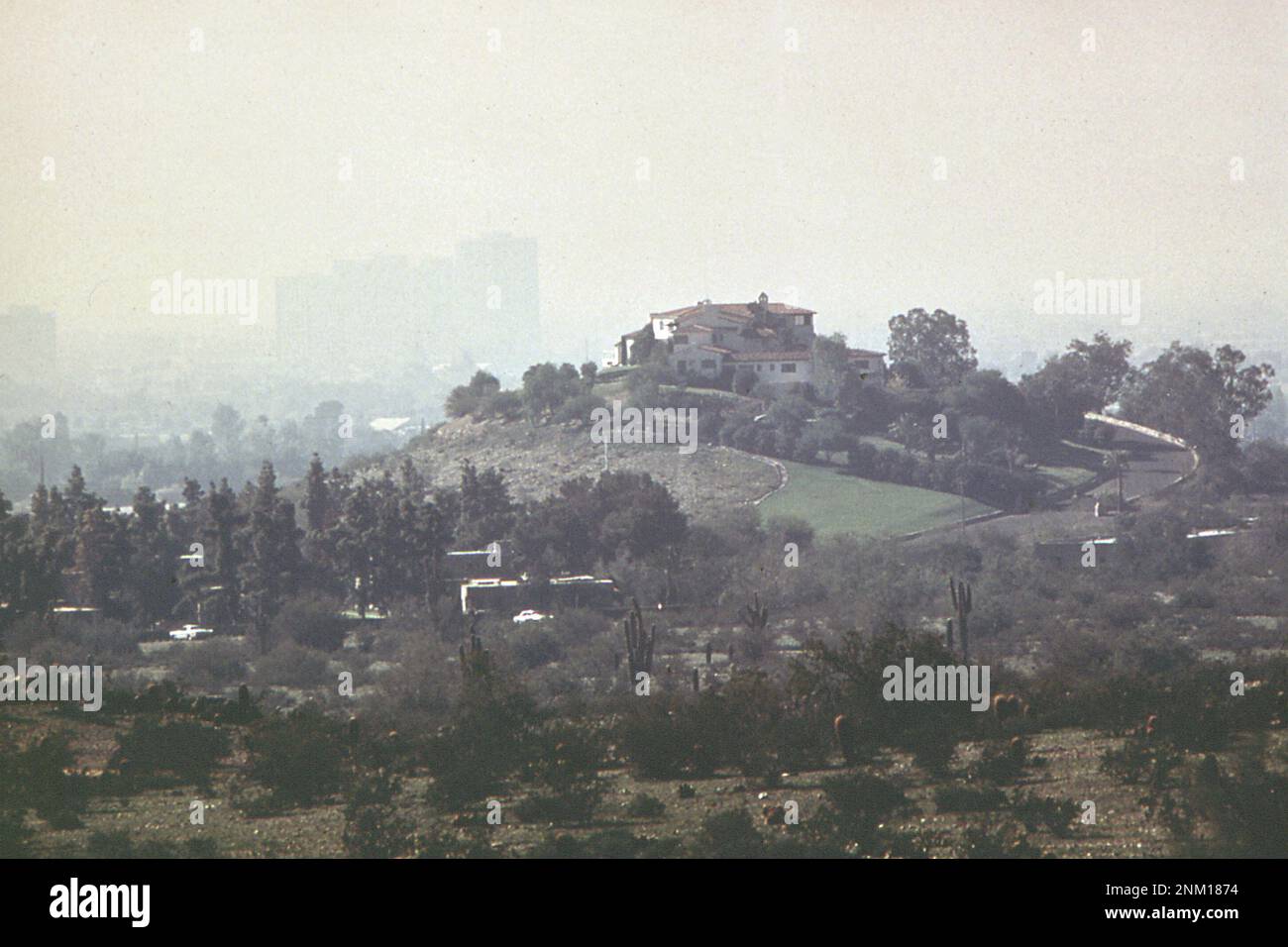 1970s America: Smog over Phoenix ca. 1972 Stock Photo - Alamy