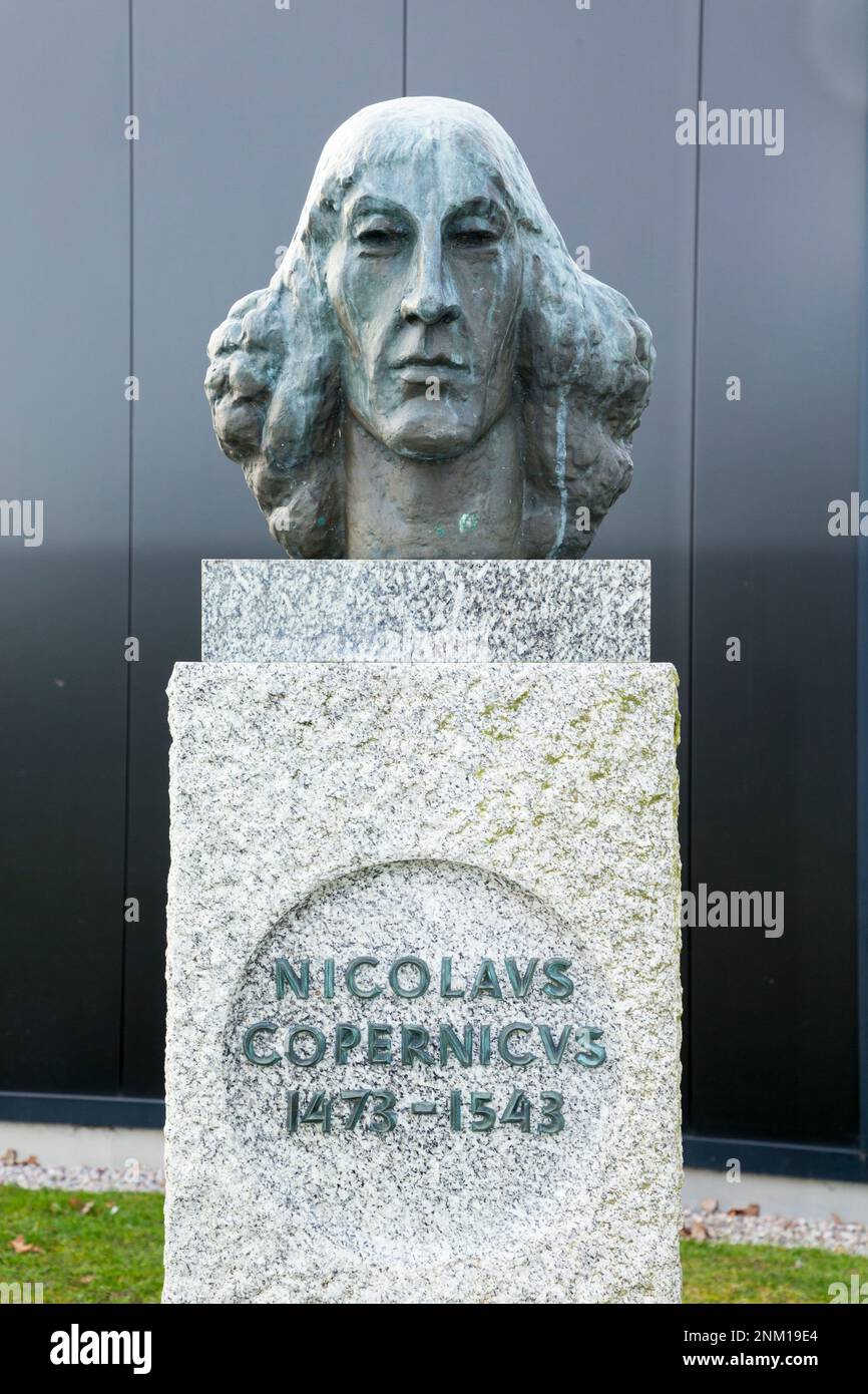 Statue bust (apparently bronze metal) of Nicholas / Nicolaus Copernicus ...