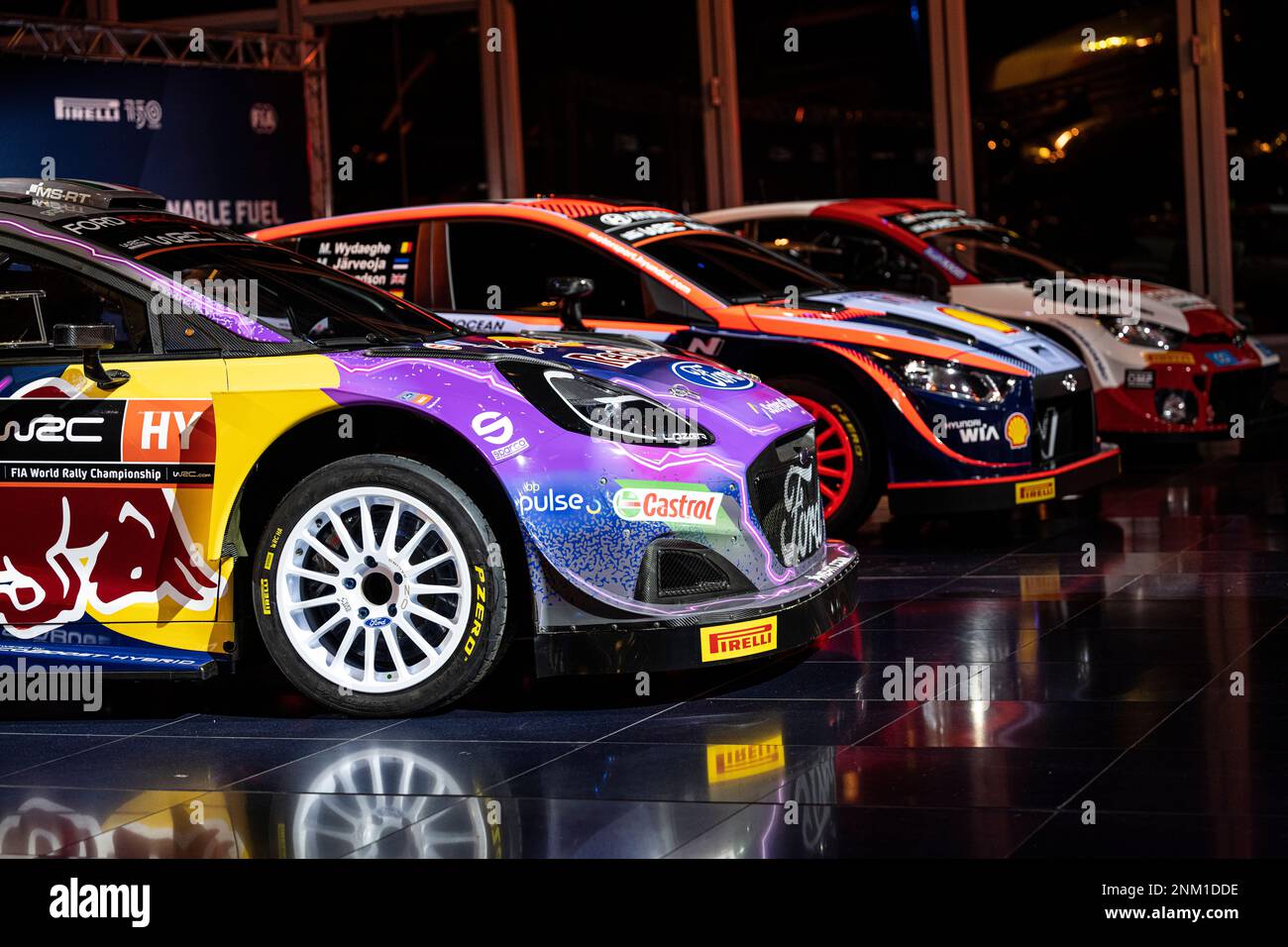 Star drivers and pioneering new hybrid cars delivered a high-voltage ...