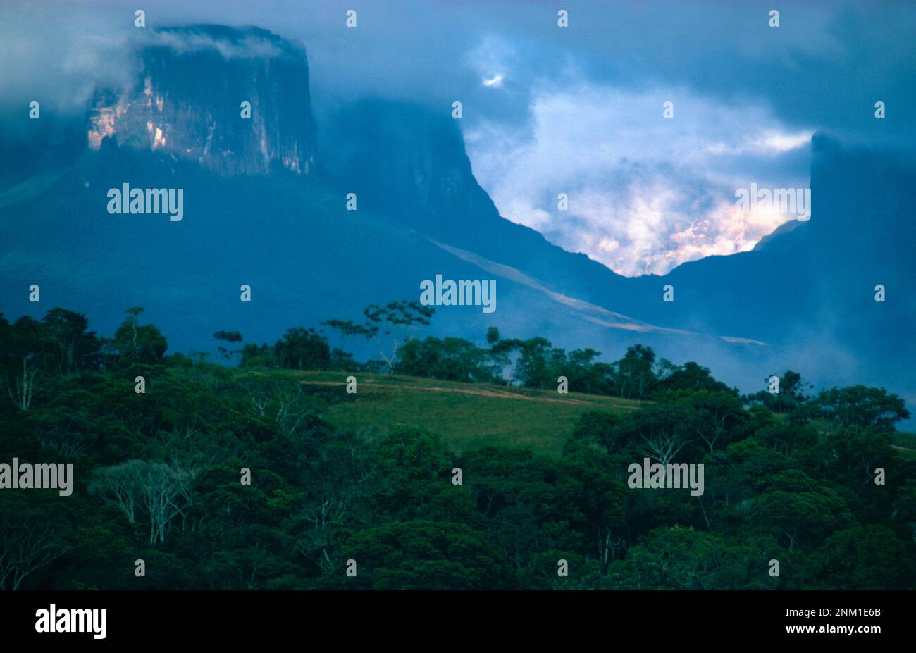Kukenan Tepui, left, Canaima National Park, Gran Sabana, Venezuela ...
