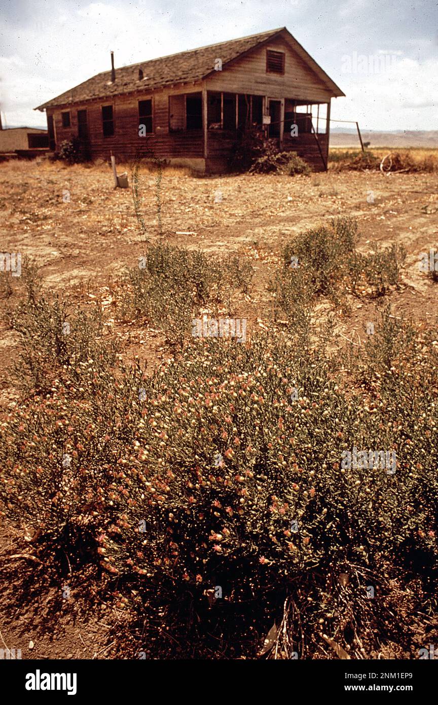 1970s farm abandoned hi-res stock photography and images - Alamy