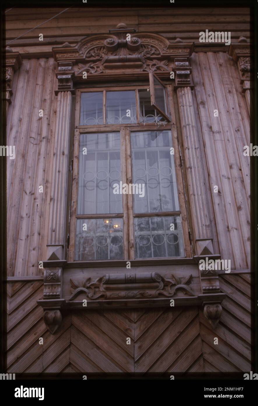 Windows russia federation 1990 2000 hi-res stock photography and images ...