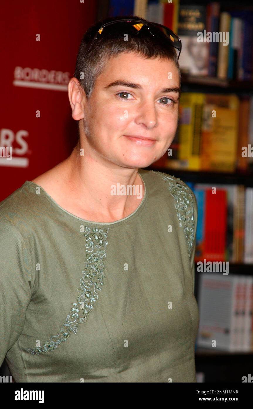 JANUARY 14th 2022: Singer Sinead O'Connor hospitalized days after her ...