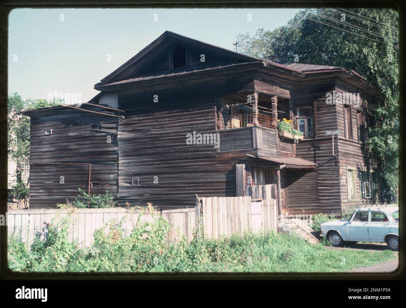 Wooden house, Prechistenka Embankment #40 (late 19th century), Vologda ...