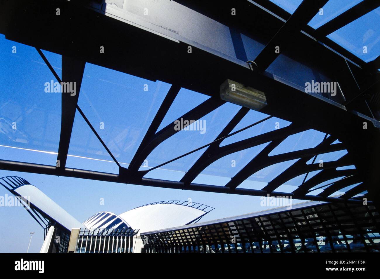 Construction site of satolas raoilway station designed by italian ...