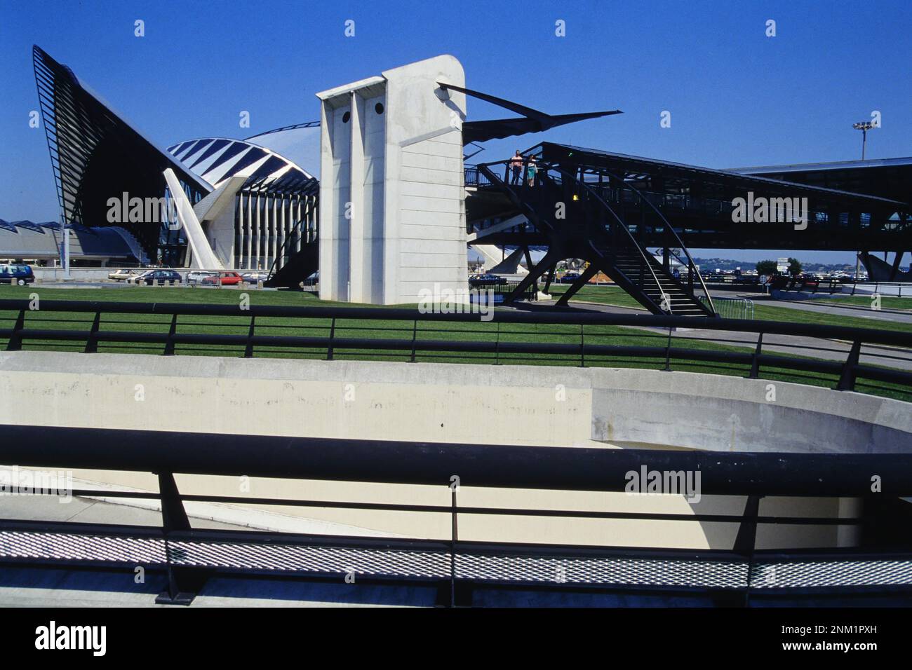 Construction site of satolas raoilway station designed by italian ...