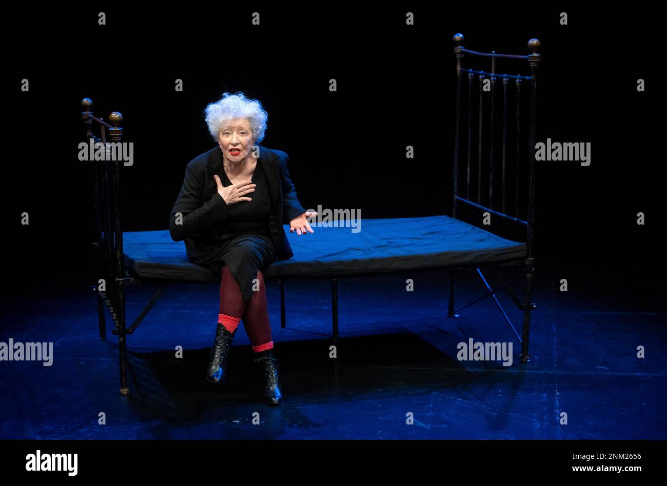 James joyces women hi-res stock photography and images - Alamy