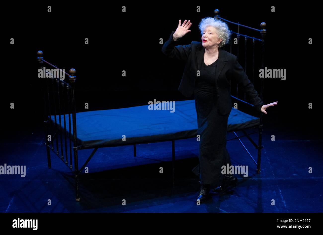 James joyces women hi-res stock photography and images - Alamy