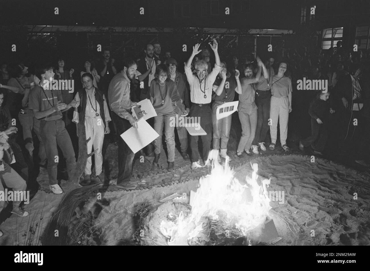 Bhagwan movement in Amsterdam is going to burn the book of the ...