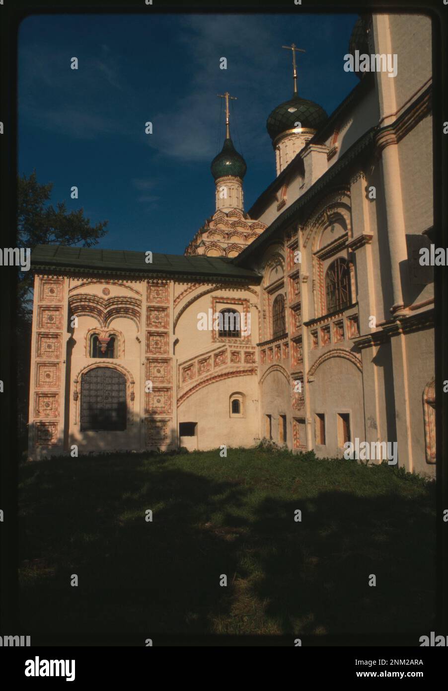 Orthodox churches soviet union 1980 1990 hi-res stock photography and ...