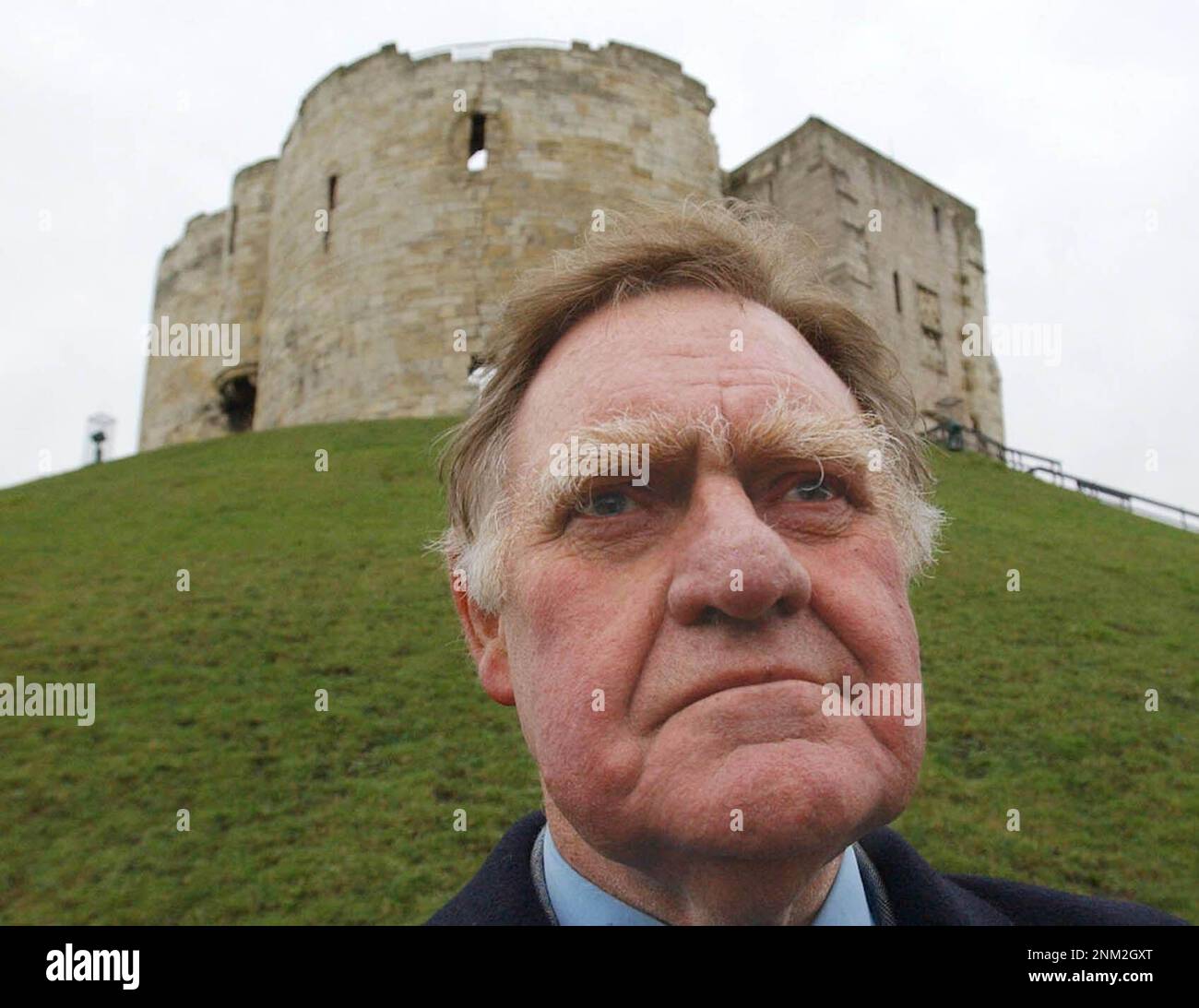 Thatchers press secretary bernard ingham hi-res stock photography and ...