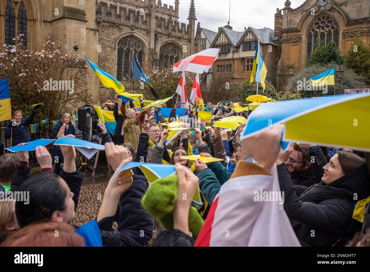 Oxford, UK, 24th February 2023. People attending a Peace Rally to mark ...