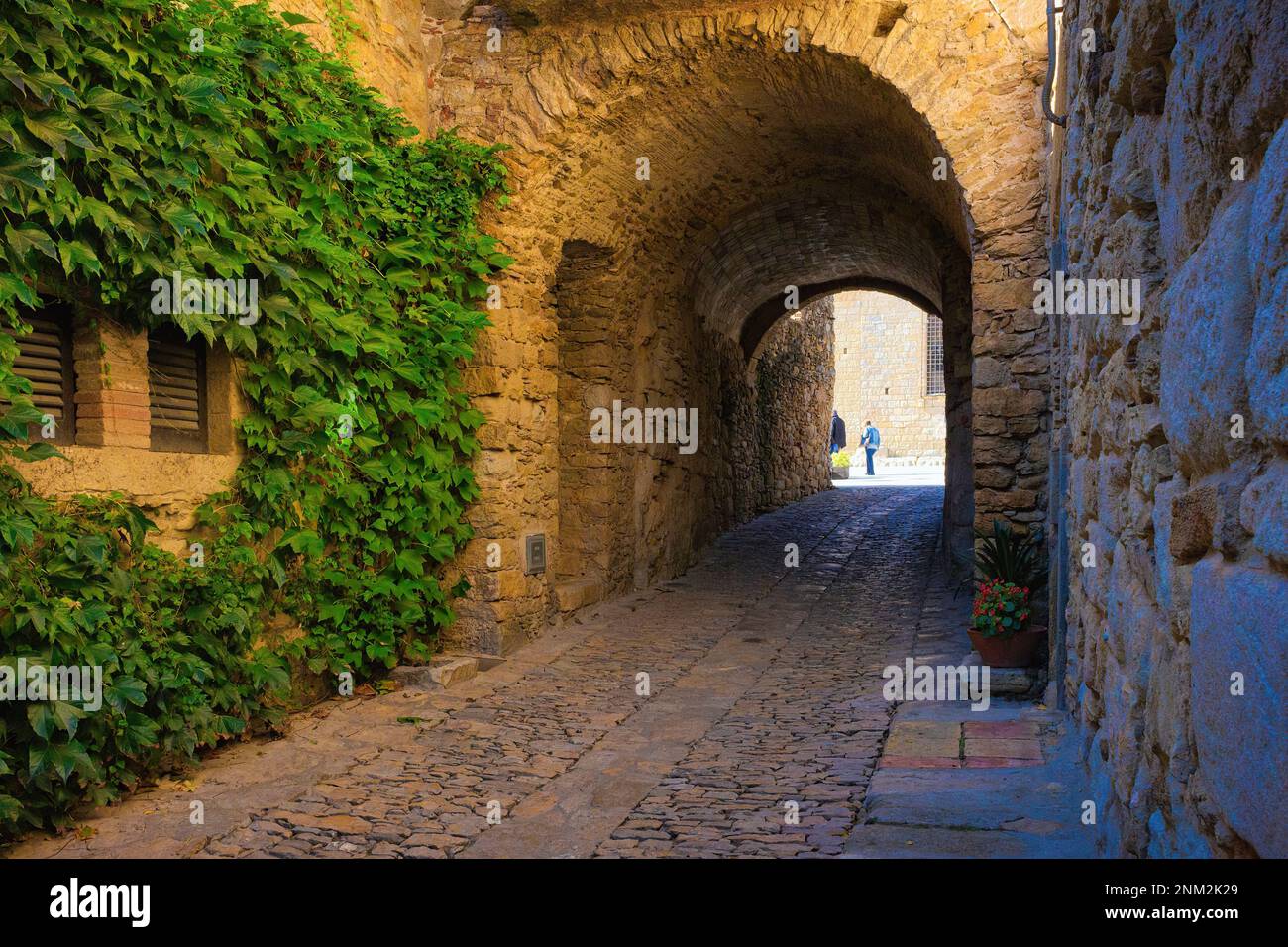 Entrance tunnel to the main square of the historic center of ...