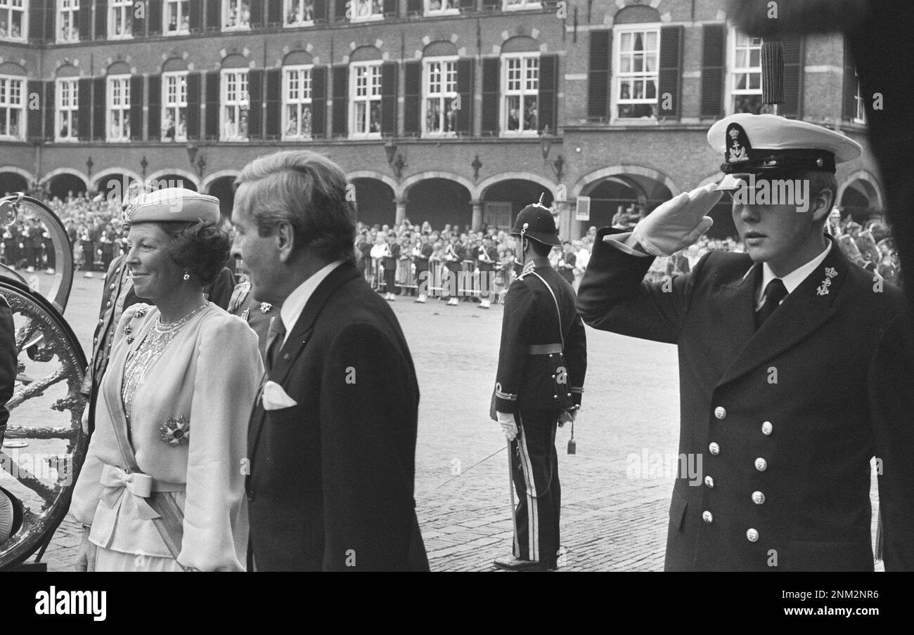 Prince's Day 1985, Crown Prince Willem Alexander salutes, left Queen ...