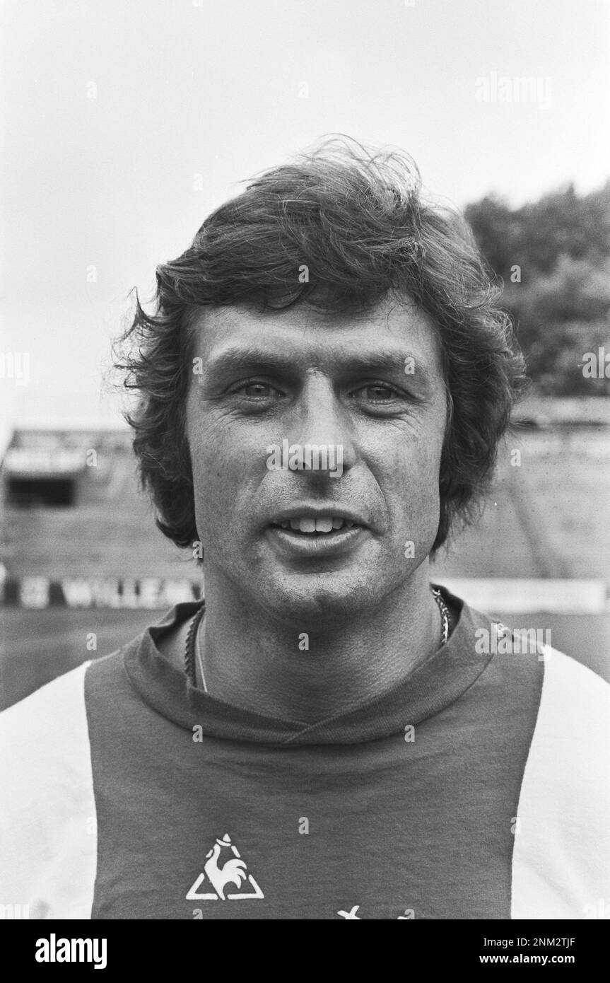 Press day at Ajax. Footballer Wim Suurbier ca. 19 July 1976 Stock Photo ...