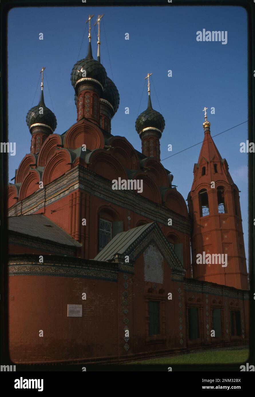Orthodox churches soviet union 1980 1990 hi-res stock photography and ...