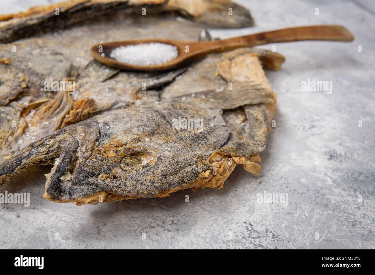 Head brain food fish hi-res stock photography and images - Alamy
