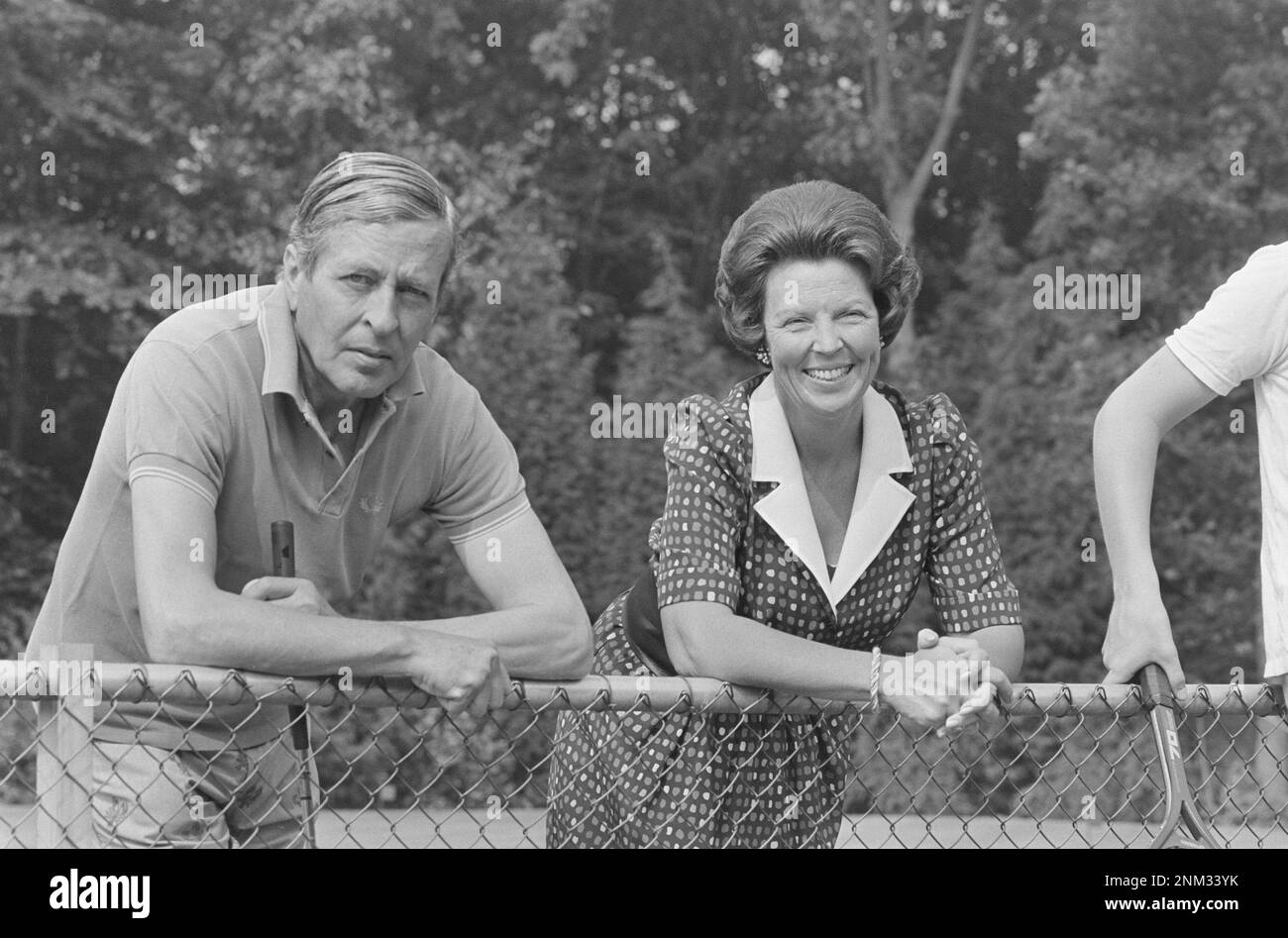 Photo hour Royal family; Queen Beatrix and Prince Claus watch their ...