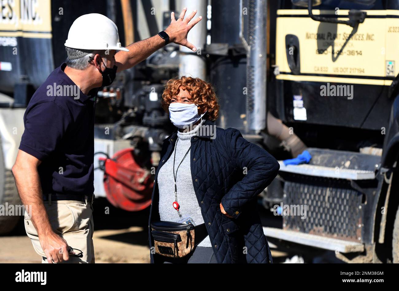Chief engineer for sanitation districts of Los Angeles County, Robert ...