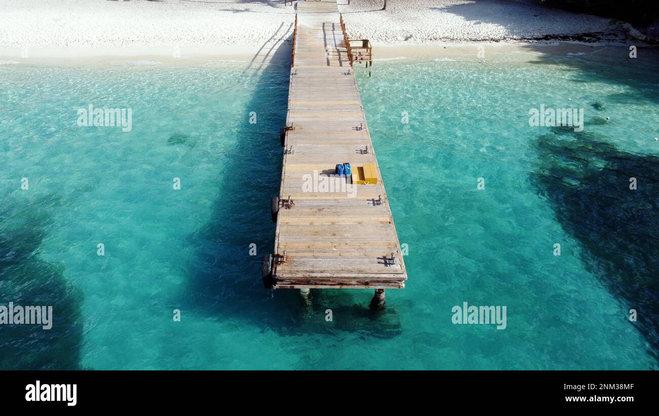 Top view wooden jetty hi-res stock photography and images - Alamy