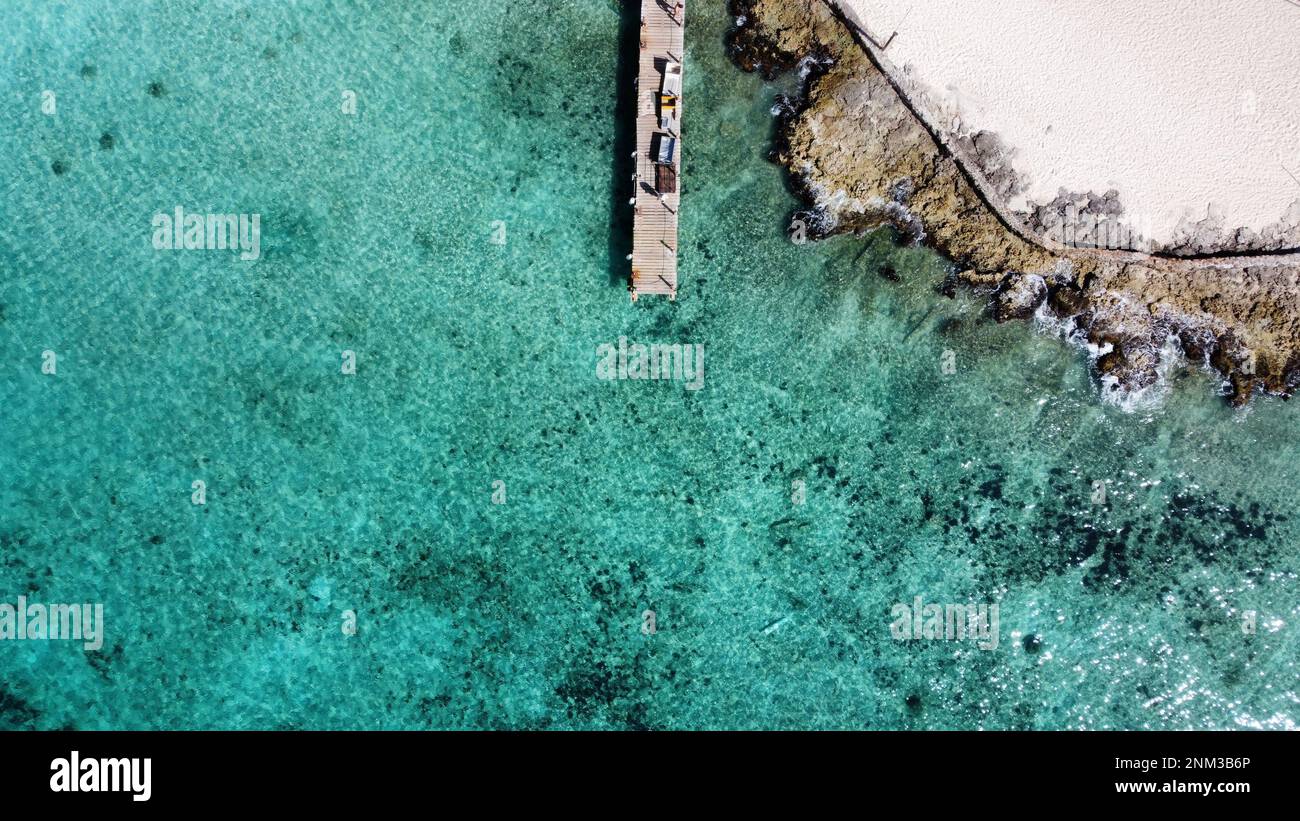 Beach jetty aerial hi-res stock photography and images - Alamy