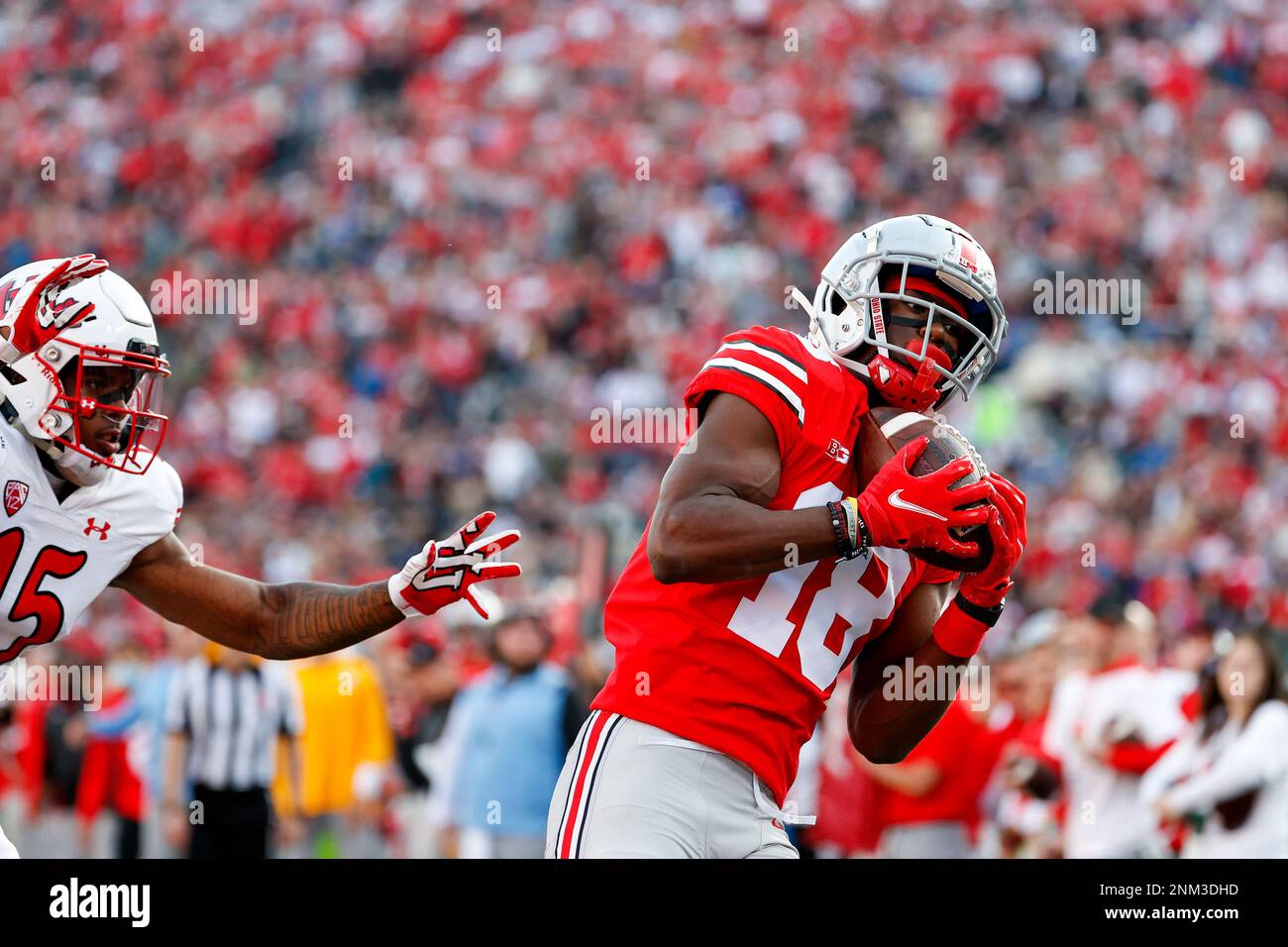 Ohio State wide receiver Marvin Harrison Jr. (18) catches a pass while ...