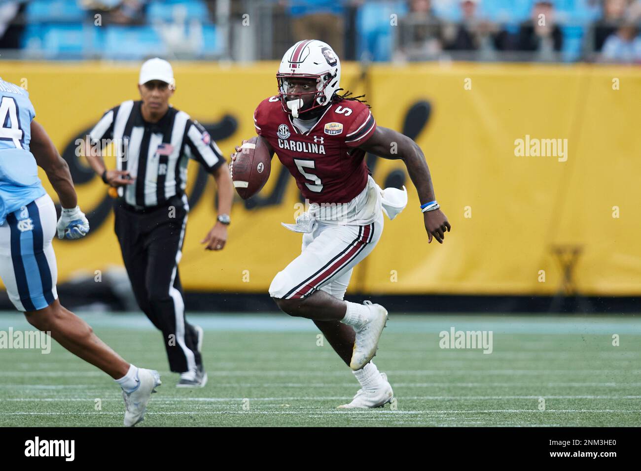 South Carolina Gamecocks quarterback Dakereon Joyner (5) runs with the football during the Duke ...