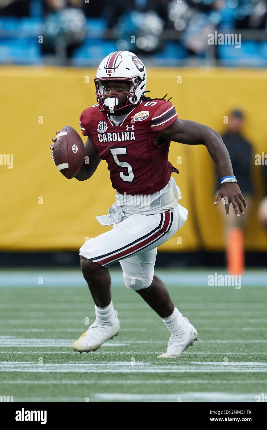 South Carolina Gamecocks quarterback Dakereon Joyner (5) runs with the football during the Duke ...