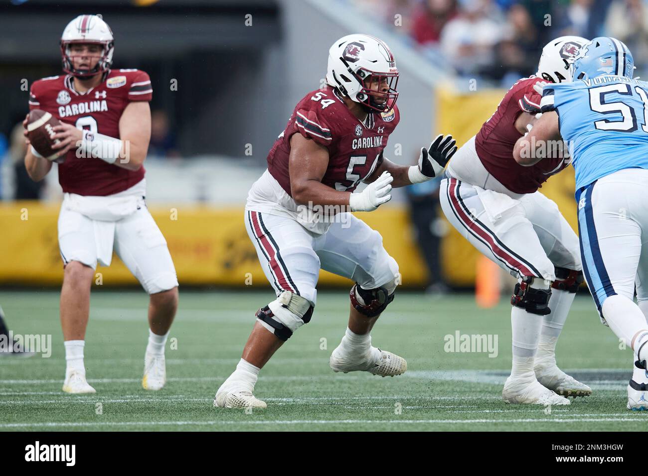 South Carolina Gamecocks offensive lineman Jovaughn Gwyn (54) during ...